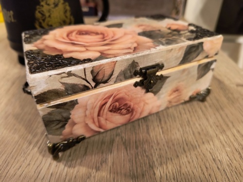 @UmytaPacha paczaj, jakie ładne mam od @Pandzia :grin: Najgorsze, że ...