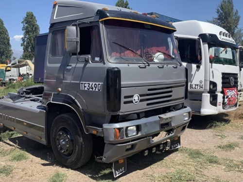 Chilijski Liaz 300 z silnikiem ze Scanii serii 3 oraz typowo lokalnym ...